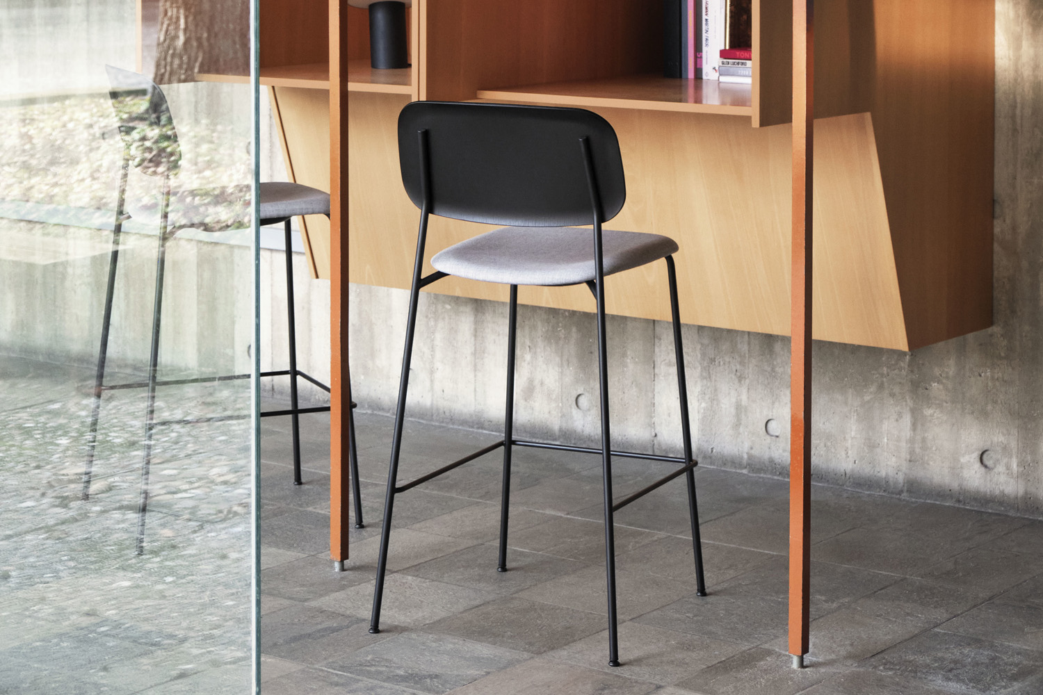 Soft edge 10 bar stool store